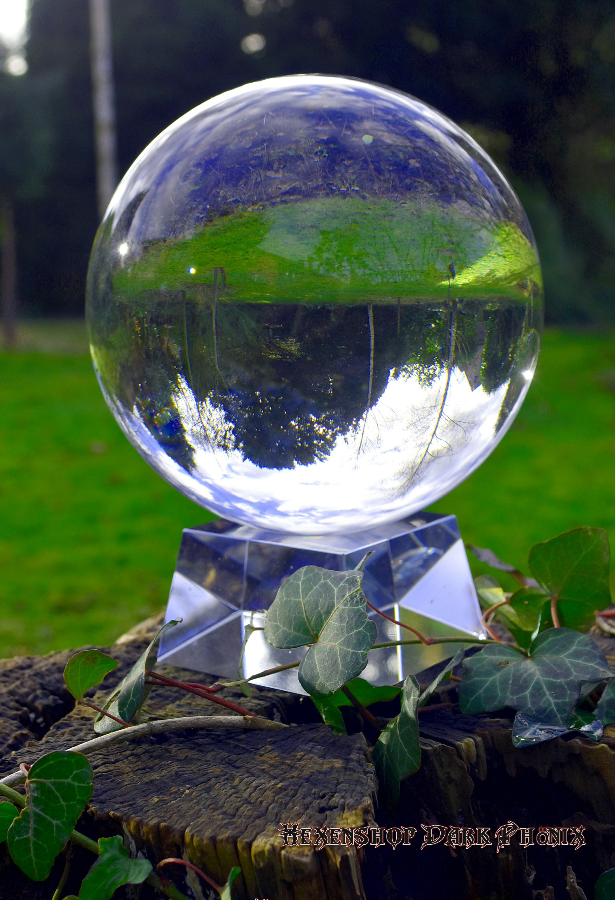 Glaskugel mit Glassockel | Esoterik Fachgeschäft